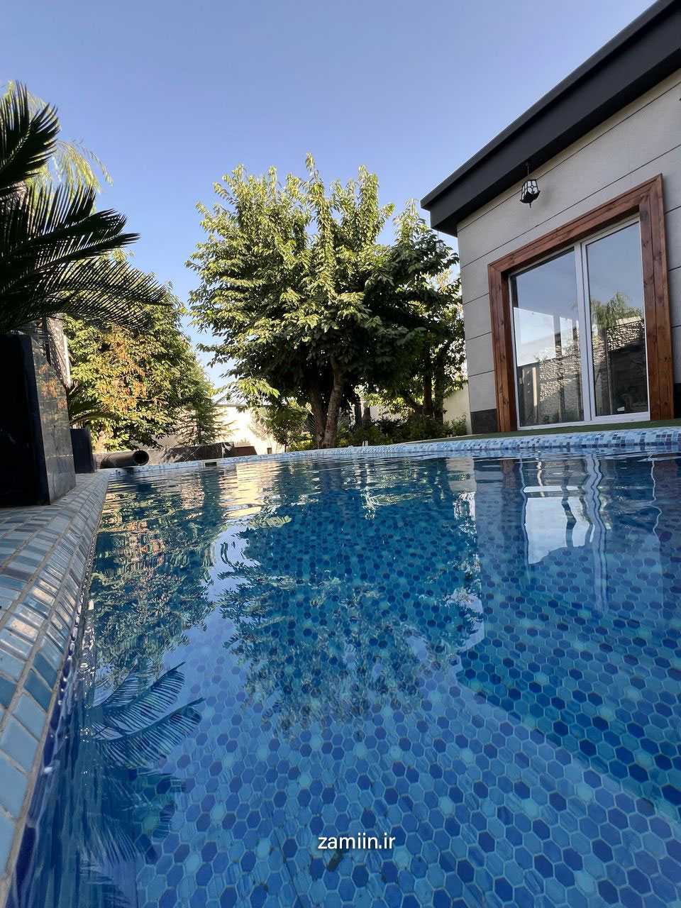 خرید ویلا خیابان درختی لشکراباد(شهرکی) | zamiin